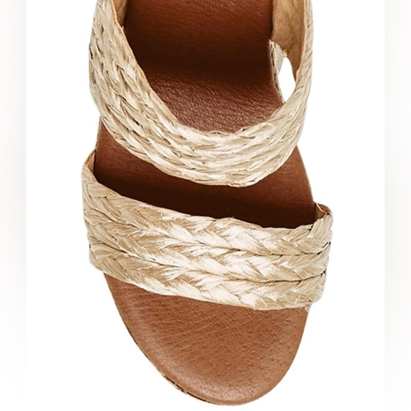 Andre Assous | Shoes | Andre Assous Nolita Espadrille Wedge | Poshmark